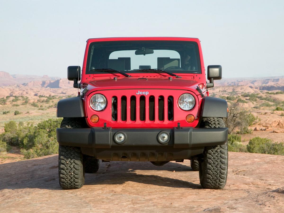 Jeep Wrangler III (JK) 3.8i V6 Sahara (202 Hp) 4x4 Automatic